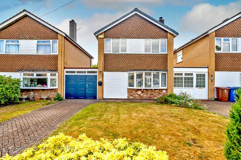 Moorland Close, Etchinghill, Rugeley WS15, 3 bed detached house for ...