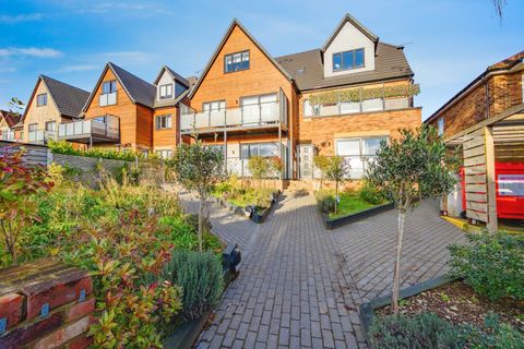 West Wycombe Road, High Wycombe HP12, 1 bed flat for sale, £260,000 ...