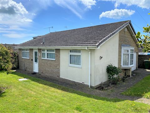 2 bed detached bungalow for sale in Hurstwood Close, Bexhill-On-Sea ...
