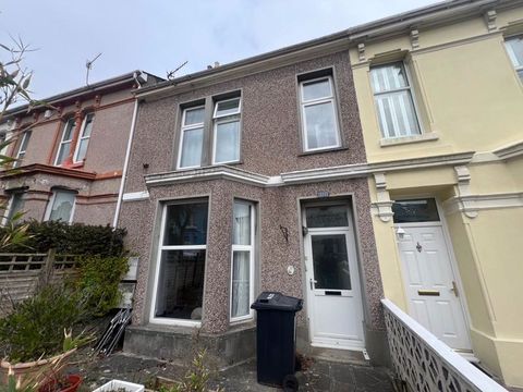 2 bed flat to rent in Belgrave Road, Mutley, Plymouth PL4, £950 pcm ...