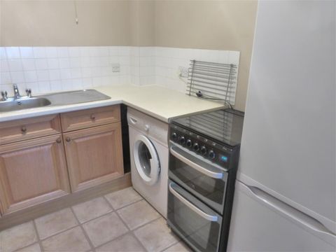 Frascati Way, Maidenhead SL6, 1 bed flat to rent, £1,250 pcm - Zoopla