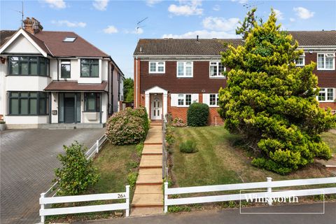 3 bed end terrace house for sale in Moss Hall Grove, North Finchley ...