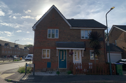 Arden Close, London SE28, 2 bed end terrace house for sale, £310,000 ...