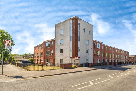Stockport Road, Manchester, Greater Manchester M13, 2 bed flat for sale ...