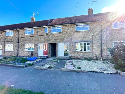 3 bed terraced house for sale in Burcott Garth, Hull HU4, £120,000 - Zoopla