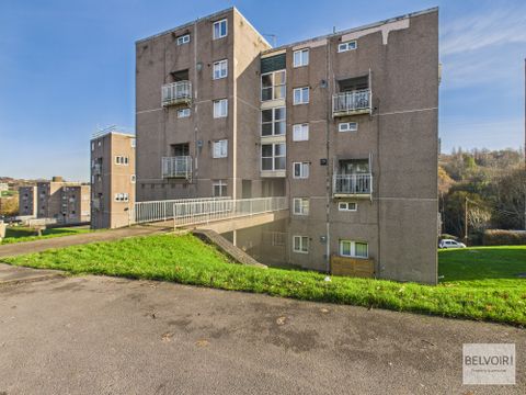 Ironside Road, Gleadless, Sheffield S14, 2 bed maisonette for sale, £ ...