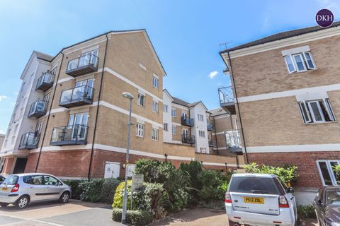 1 bed flat to rent in Ley Farm Close, Watford, Hertfordshire WD25, £ ...