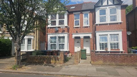 Studio for sale in Cunningham Park, Harrow HA1, £215,000 - Zoopla