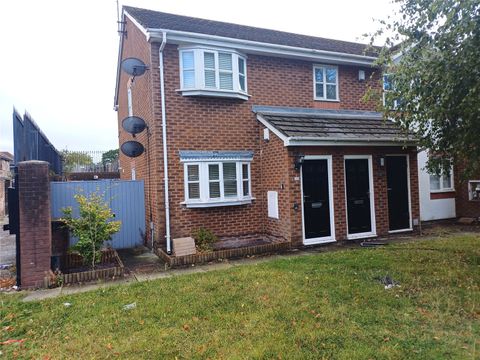 Hunts Cross Avenue, Liverpool, Merseyside L25, 2 bed flat for sale, £ ...