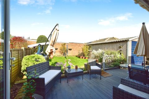 Clive Road, Sittingbourne, Kent ME10, 2 bed bungalow for sale, £300,000 ...