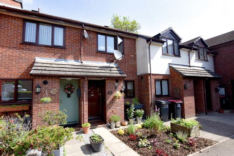 2 bed terraced house for sale in Milliners Court, Atherstone CV9, £ ...