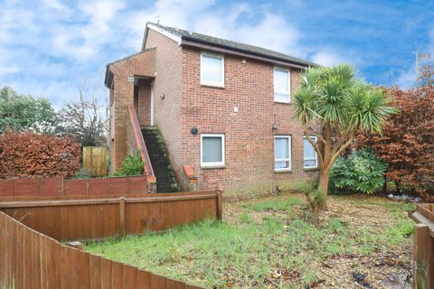 Tarrant Road, Muscliff, Bournemouth, Dorset BH9, 1 bed flat for sale, £ ...