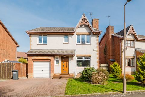 4 bed detached house to rent in Guardwell Crescent, Edinburgh EH17, £ ...