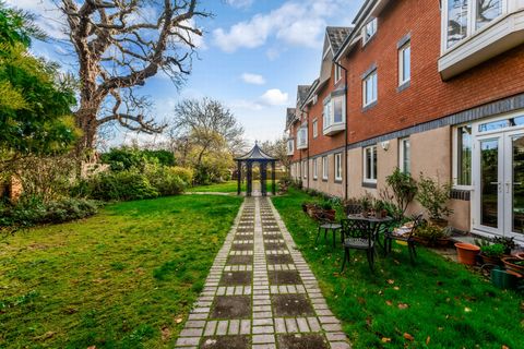 Dulwich Mead, Half Moon Lane, Herne Hill SE24, 1 bed flat for sale, £ ...