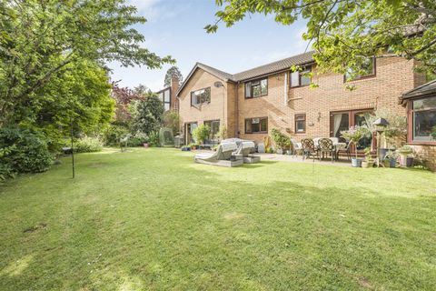 Craig-Yr-Haul Drive, Castleton, Cardiff CF3, 5 bed detached house for ...