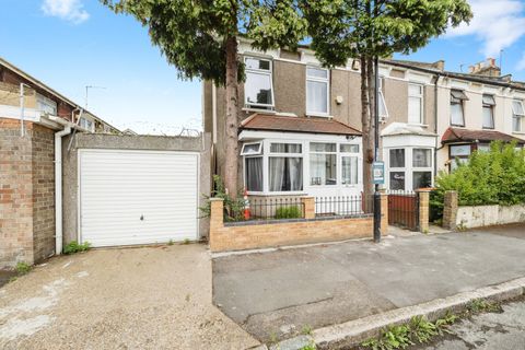 Evesham Road, London E15, 3 bed end terrace house for sale, £600,000 ...
