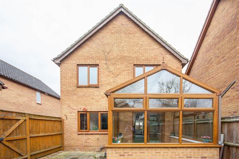 Plumian Way, Balsham CB21, 4 bed detached house to rent, £1,800 pcm ...