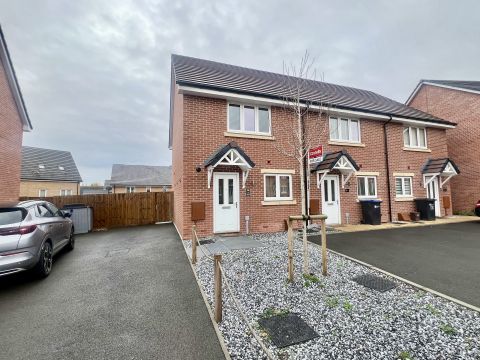 Mount Grace Road, Monksmoor NN11, 2 bed end terrace house for sale, £ ...