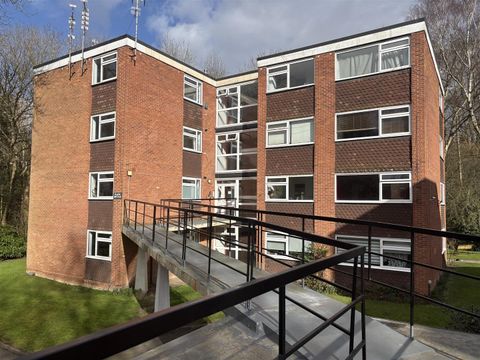 2 bed flat for sale in Salisbury Close, Moseley, Birmingham B13, £ ...