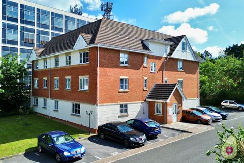 2 bed flat for sale in Basingstoke Road, Reading, Berkshire RG2, £ ...