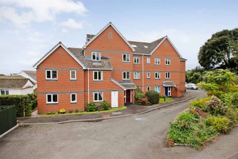 3 bed flat for sale in Maudlin Drive, Firlands TQ14, £260,000 - Zoopla