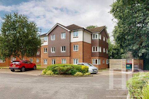 Three Bridges Road, Elmcroft Court RH10, 2 bed flat to rent, £1,500 pcm - Zoopla