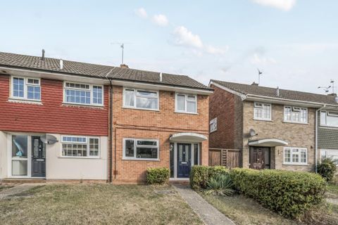Calcot / Fords Farm, Berkshire RG30, 3 bed semi-detached house for sale ...