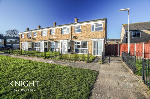 Ilex Close, Colchester CO2, 3 bed terraced house for sale, £240,000 ...