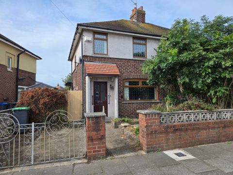 Kingsmede, Blackpool FY4, 3 bed semi-detached house for sale, £95,000 ...