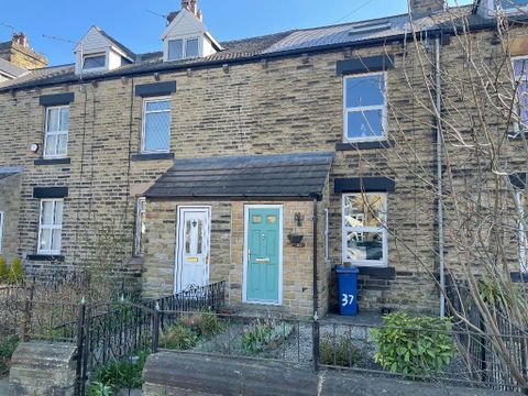 Sheffield Road, Birdwell, Barnsley, South Yorkshire S70, 3 bed terraced ...