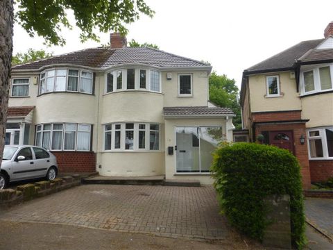 3 bed property to rent in Marsham Road, Kings Heath, Birmingham B14, £ ...