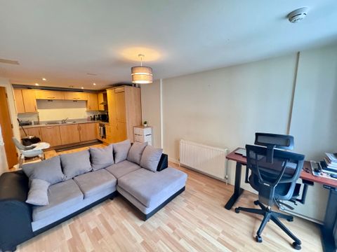 The Atrium, Nottingham NG2, 1 bed property to rent, £850 pcm - Zoopla