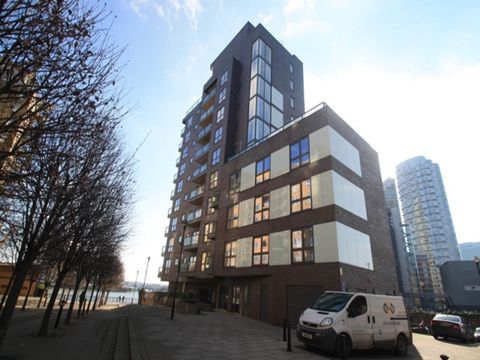 Longitude House, 10 Prime Meridian Walk E14, 2 bed flat to rent, £1,820 ...