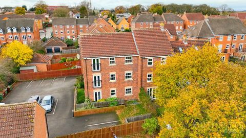 Ebberton Close, Hemsworth WF9, 2 bed flat for sale, £110,000 - Zoopla