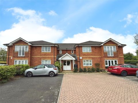 Frederick Place, Wokingham, Berkshire RG41, 2 bed flat for sale, £ ...