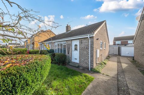 Beechfield Close, Thorpe Willoughby YO8, 2 bed semi-detached bungalow ...