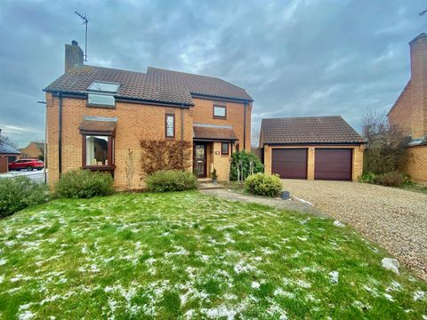 Vetchfield, Orton Brimbles, Peterborough PE2, 3 bed detached house for ...