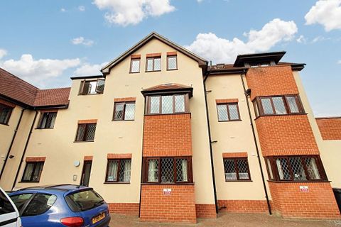 Brian Dowding Court, Tilehurst, Reading RG31, 2 bed flat for sale, £ ...