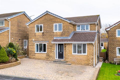 Fellstone Vale, Withnell, Chorley PR6, 4 bed detached house for sale, £ ...