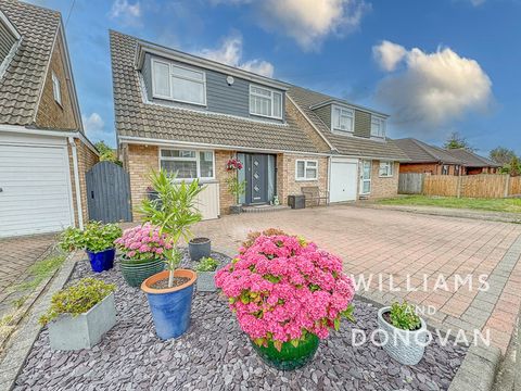 3 bed link detached house for sale in Royal Close, Ashingdon, Rochford ...