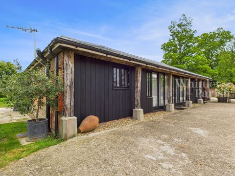 2 bed barn conversion to rent in Post Box Lodge, Shimpling IP21, £925 ...