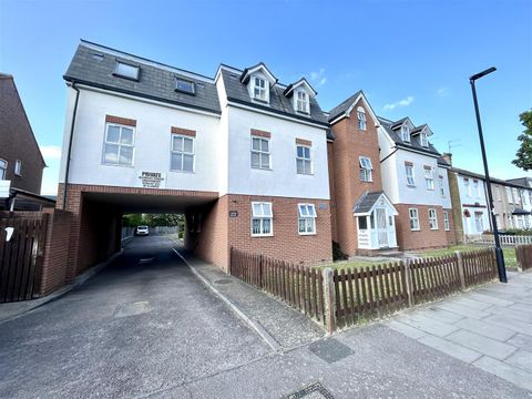 Dove Court, Derby Road, Enfield EN3, 1 bed flat to rent, £1,400 pcm ...