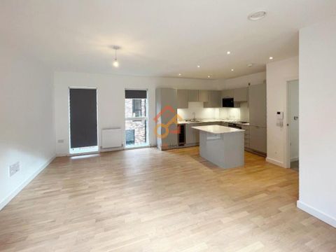 Lockgate Mews, Manchester M4, 3 bed property to rent, £2,250 pcm - Zoopla