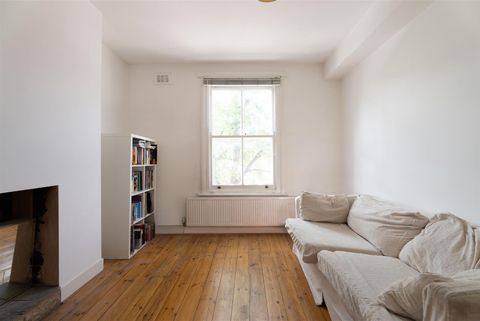 Graham Road, Hackney E8, 1 bed flat for sale, £450,000 - Zoopla