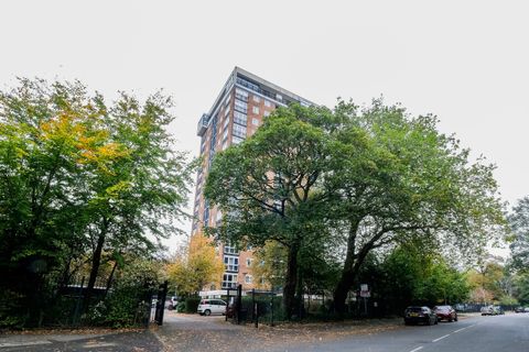 Croxteth Drive, Liverpool L17, 3 bed flat for sale, £135,000 - Zoopla