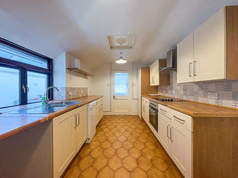 James Street, Tredegar NP22, 3 bed terraced house to rent, £795 pcm - Zoopla