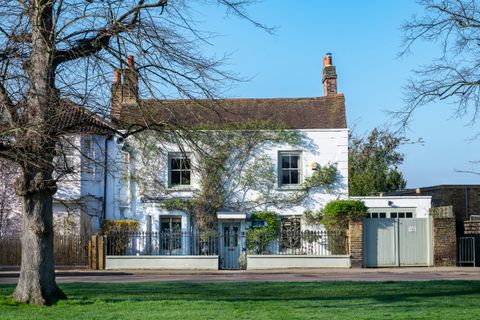 Ham Common, Richmond TW10, 5 bed detached house for sale, £3,750,000 ...
