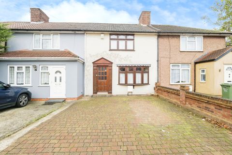 3 bed terraced house for sale in Singleton Road, Dagenham RM9, £410,000 ...