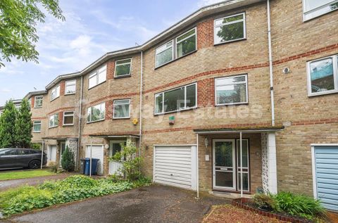 The Ridgeway, Mill Hill Village NW7, 4 bed property for sale, £995,950 ...