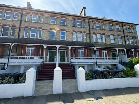 Westgate Bay Avenue, Westgate-On-Sea, Kent CT8, 2 bed flat to rent, £ ...